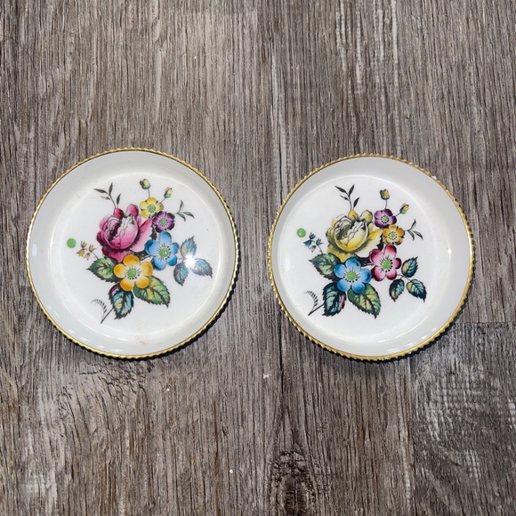Royal Worcester | Kitchen | 2 Royal Worcester Fine Bone China Hand ...